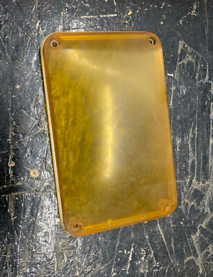 Emergency & Safety Lights - Whelen 600 Series