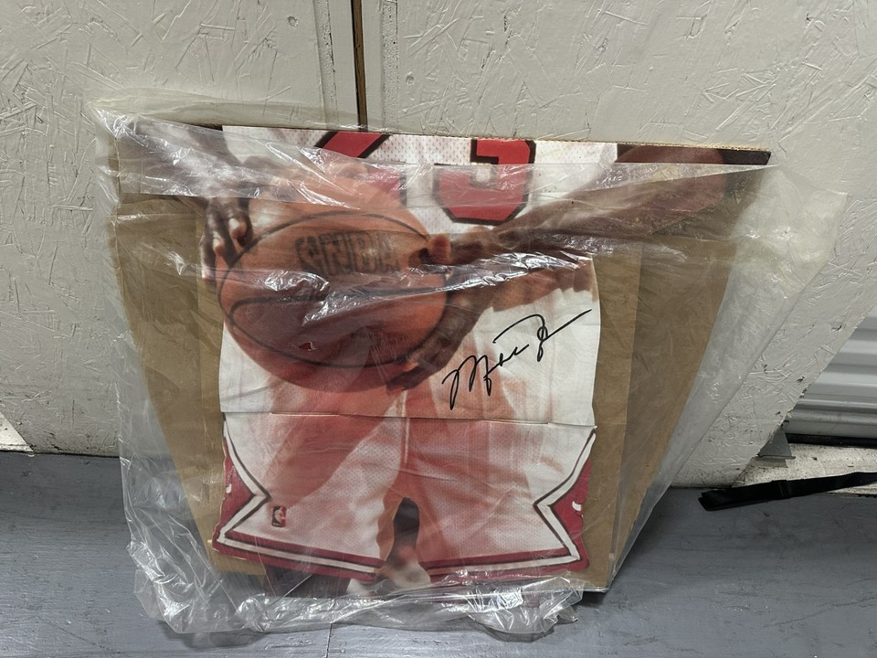 1996 Michael Jordan Life-Sized Cardboard Cutout Stand-Up - Upper Deck ...