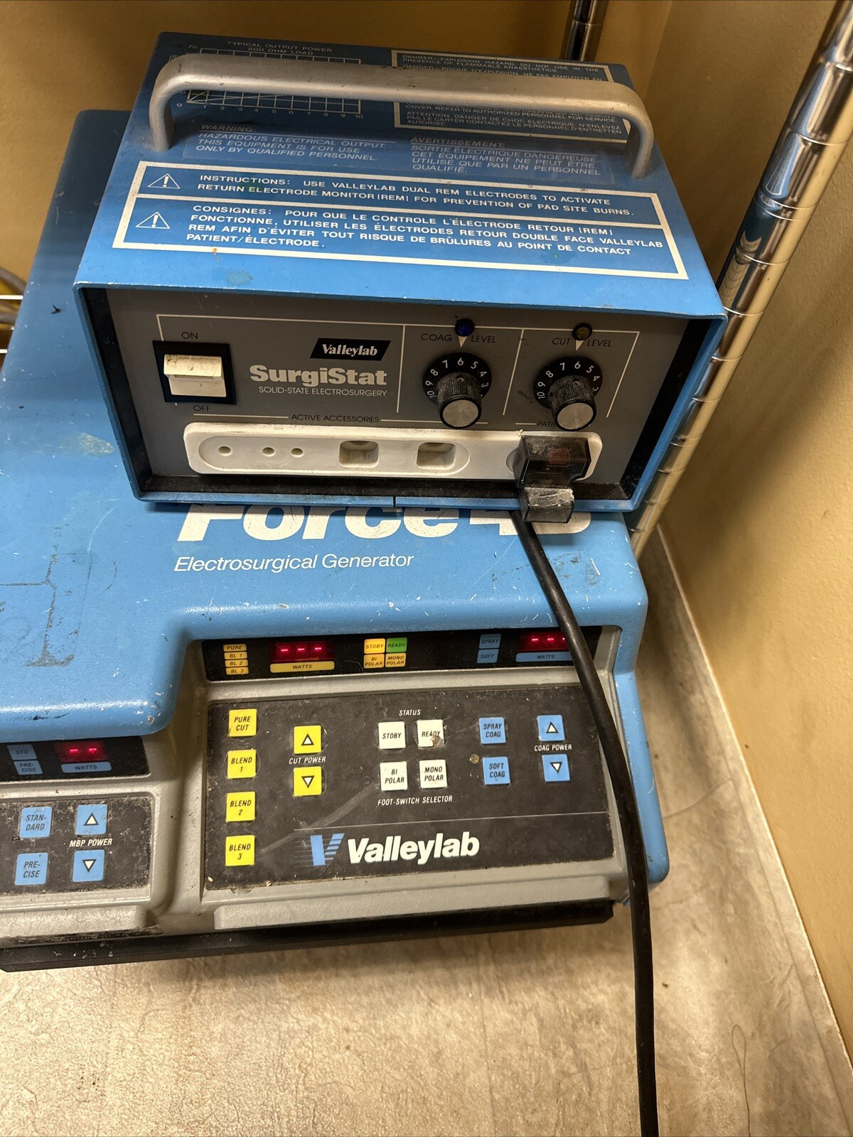 ValleyLab Force 4B - 20 Solid State Electrosurgical Generator Covidien ...