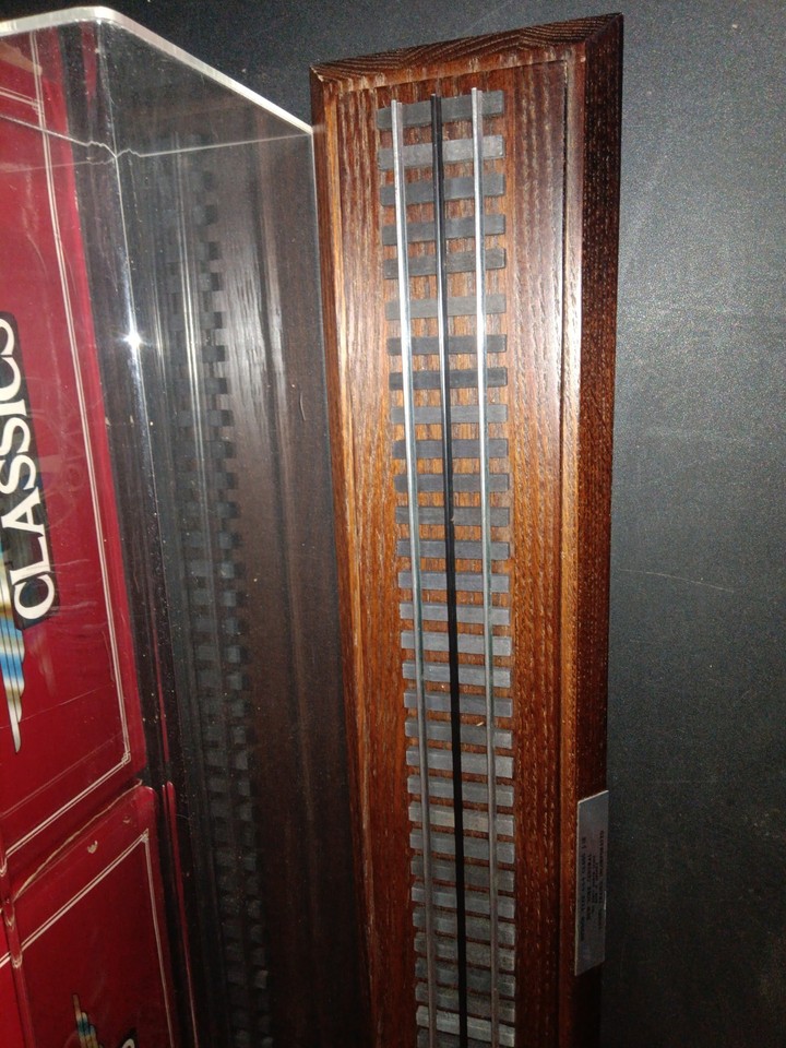 Lionel Hudson New York Central 4-6-4 j-ie steam locomotive display case ...