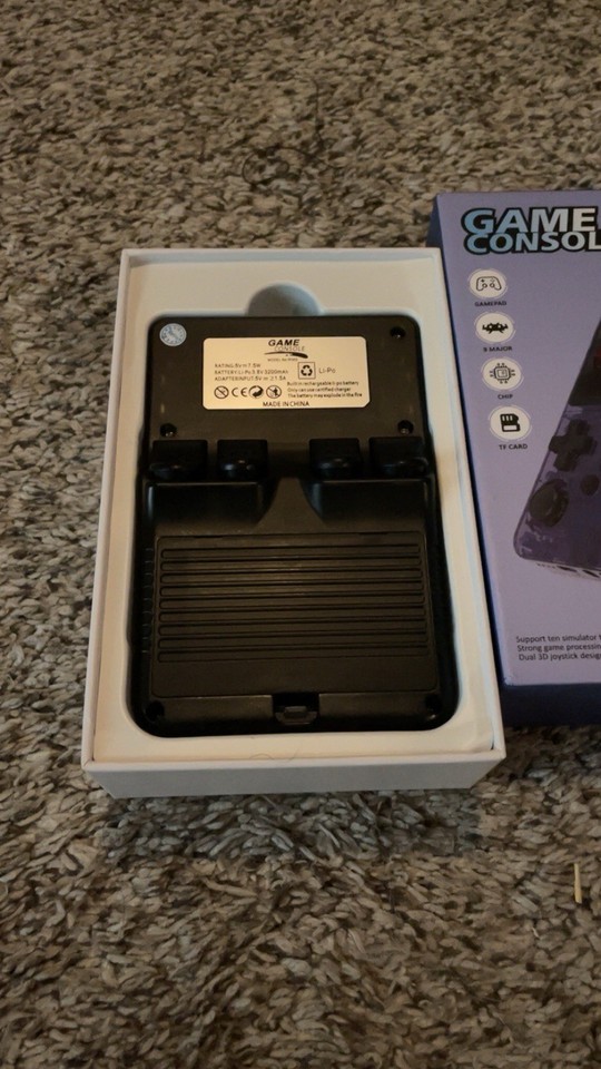 R36S Retro Handheld Video Game Console 128GB Linux System 3.5 Inch IPS ...