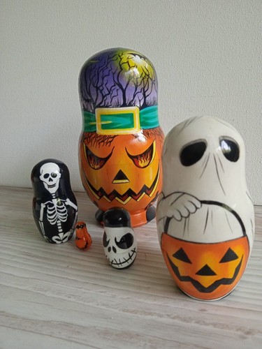 nesting dolls for Halloween hand painted wooden doll matryoshka horror ...