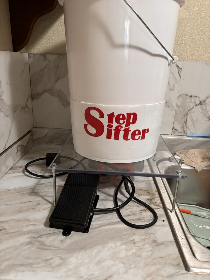 Gold Vibrating STEP SIFTER MINNING Bucket Sluice Classifier Screen 3/8 ...