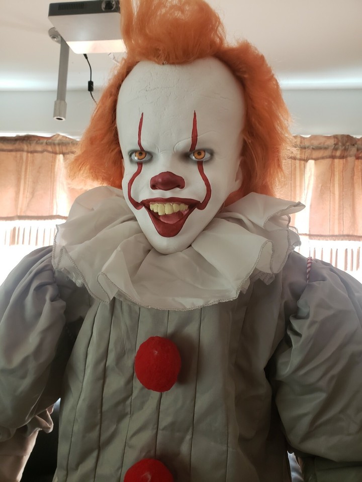 Pennywise IT Clown Animatronic Prop NEW | eBay