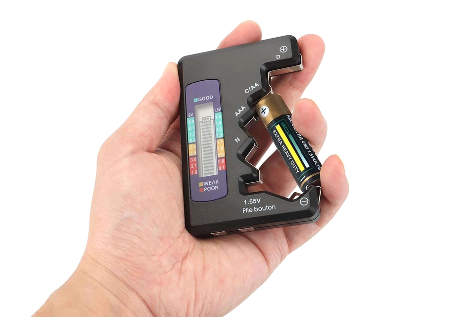 Digital LCD Battery Tester Universal Volt Checker AAA AA C D 9V ...