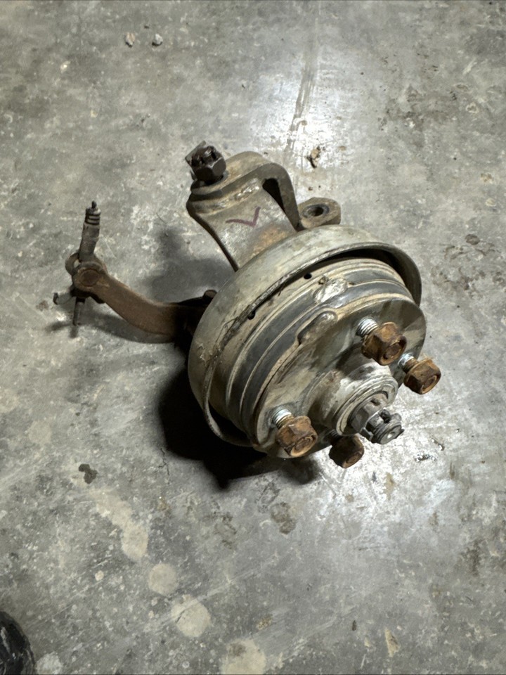 Honda TRX 125 Fourtrax Front Left Spindle With Hub 1985 | eBay