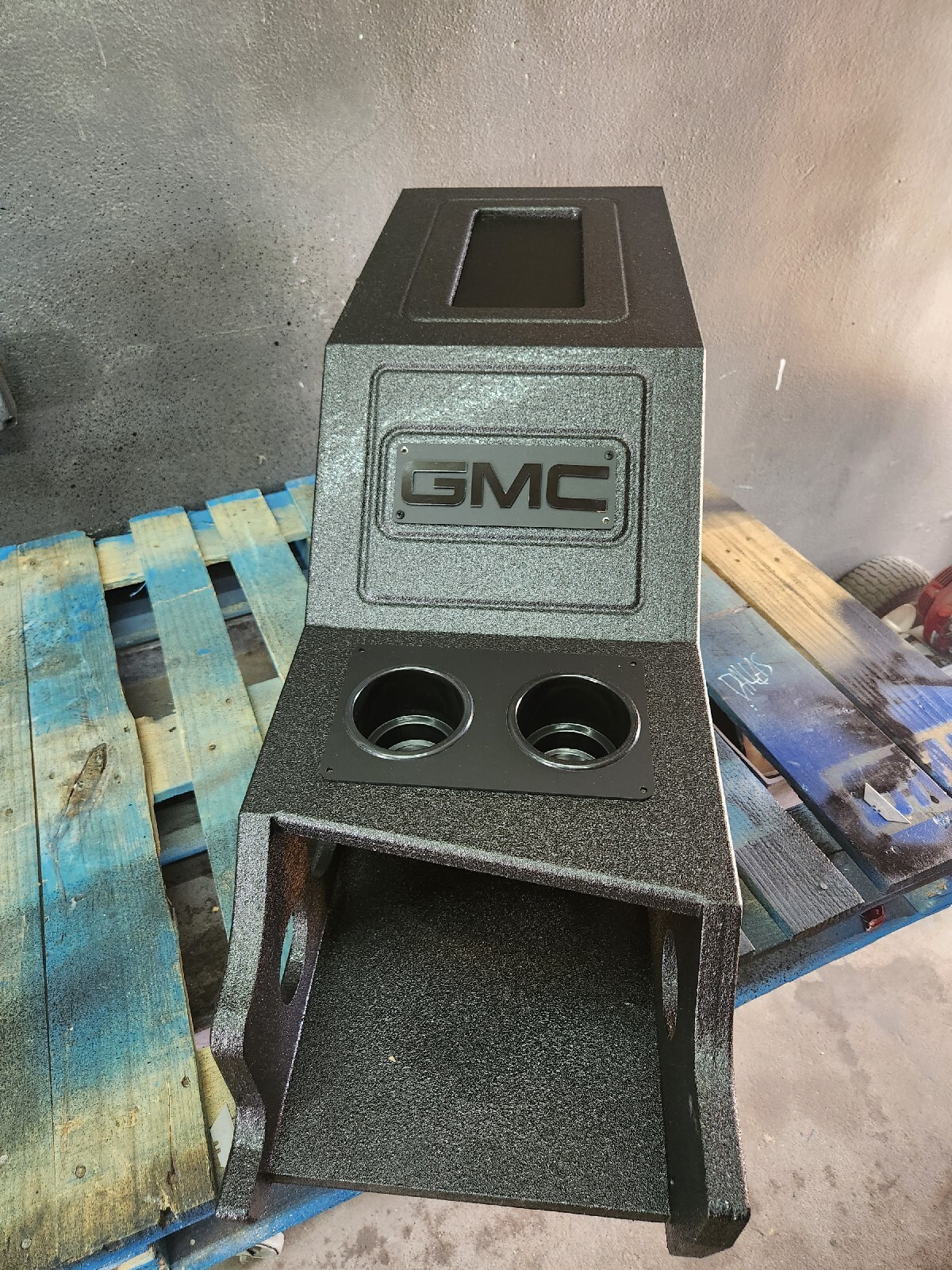 1999-2006 Chevy Silverado GMC Sierra Custom center console subwoofer ...
