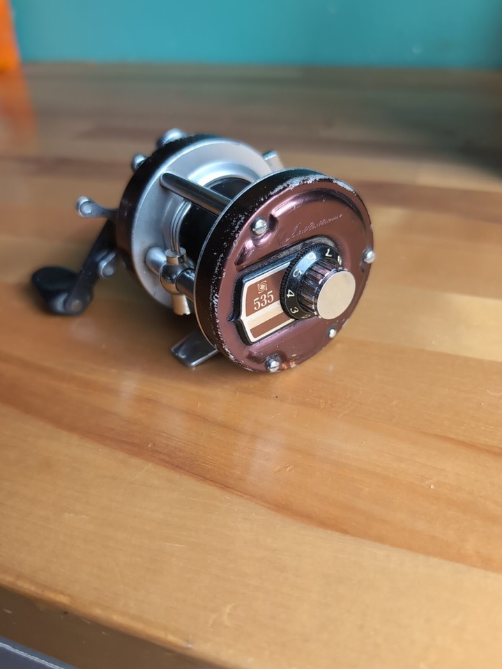 VINTAGE BAIT CAST FISHING REEL (TED WILLIAMS 535 SEARS ROEBUCK MODEL ...