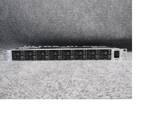 Behringer Ultra-DI Pro DI800 Phantom Powered 8-Channel Direct Box | eBay