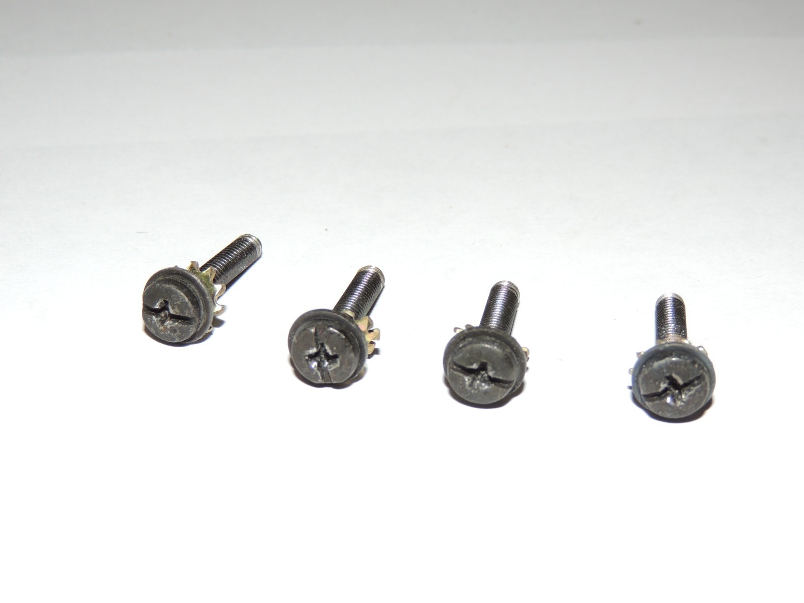 SONY STR-V5 STR-V7 Set of 4 Wood Side Screws & Washers 3-701-851-01 | eBay