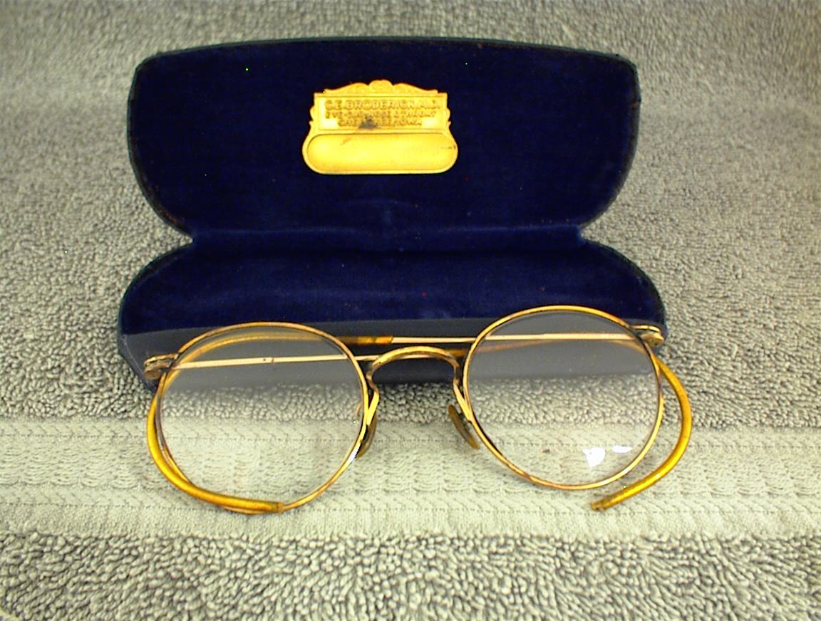 VINTAGE EYEGLASSES C E BRODERICK M D CHEROKEE IOWA EYE EAR NOSE THROAT ...
