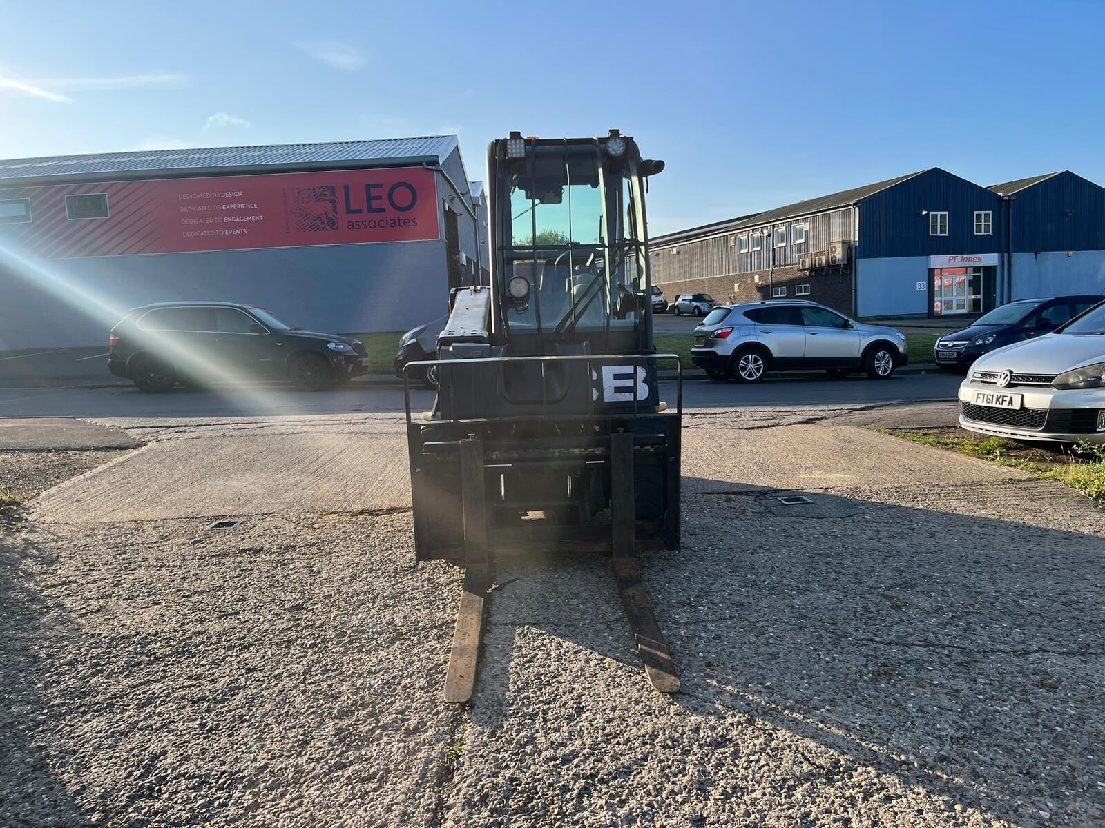 Refurbished JCB TLT30G 3000Kg Gas Powered Teletruk Forklift Buy-£19995 ...