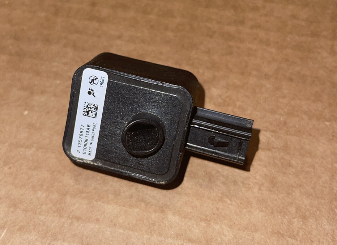 2015-2018 Silverado Suburban Sierra Tahoe Front Side Impact Sensor OEM ...