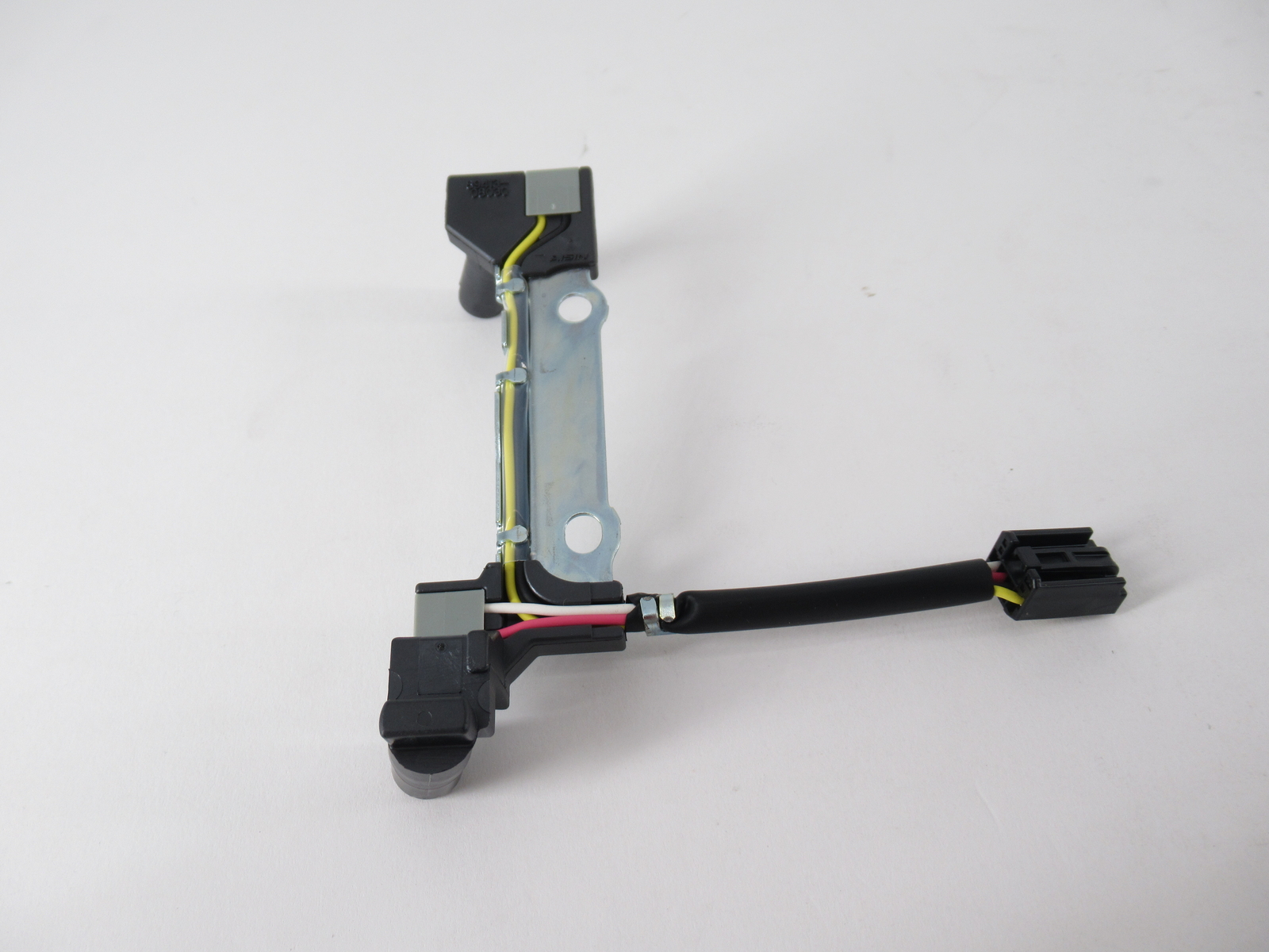 Genuine OEM Toyota 89413-08030 Transmission Revolution Vehicle Speed ...