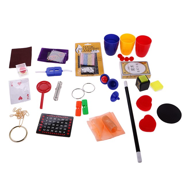 20 Pieces Fantastic Performance Props Accessory for Magician Magic Show ...