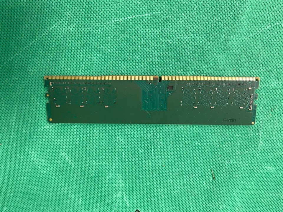 Crucial 16GB DDR4-2666 UDIMM Memory (CT16G4DFRA266) *FOR PARTS - PLEASE ...