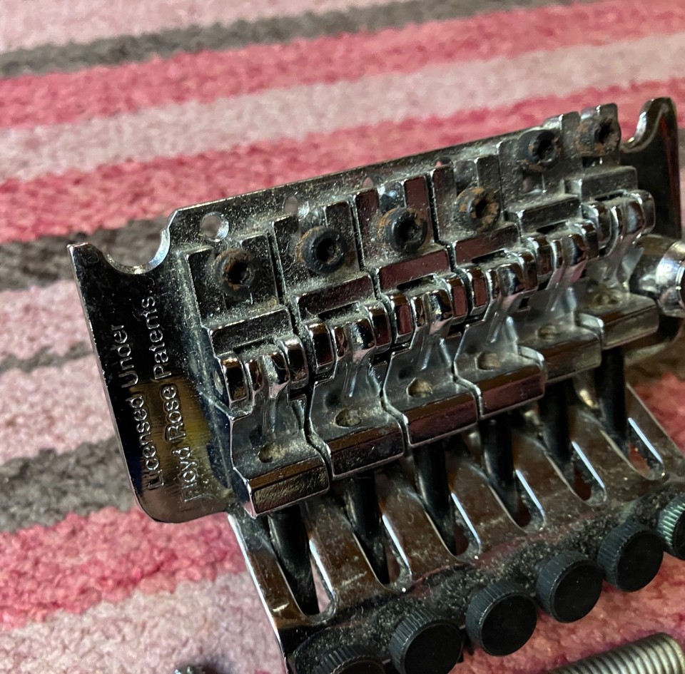 80's Floyd Rose Licensed String Thru Tremolo Bridge String Through ...