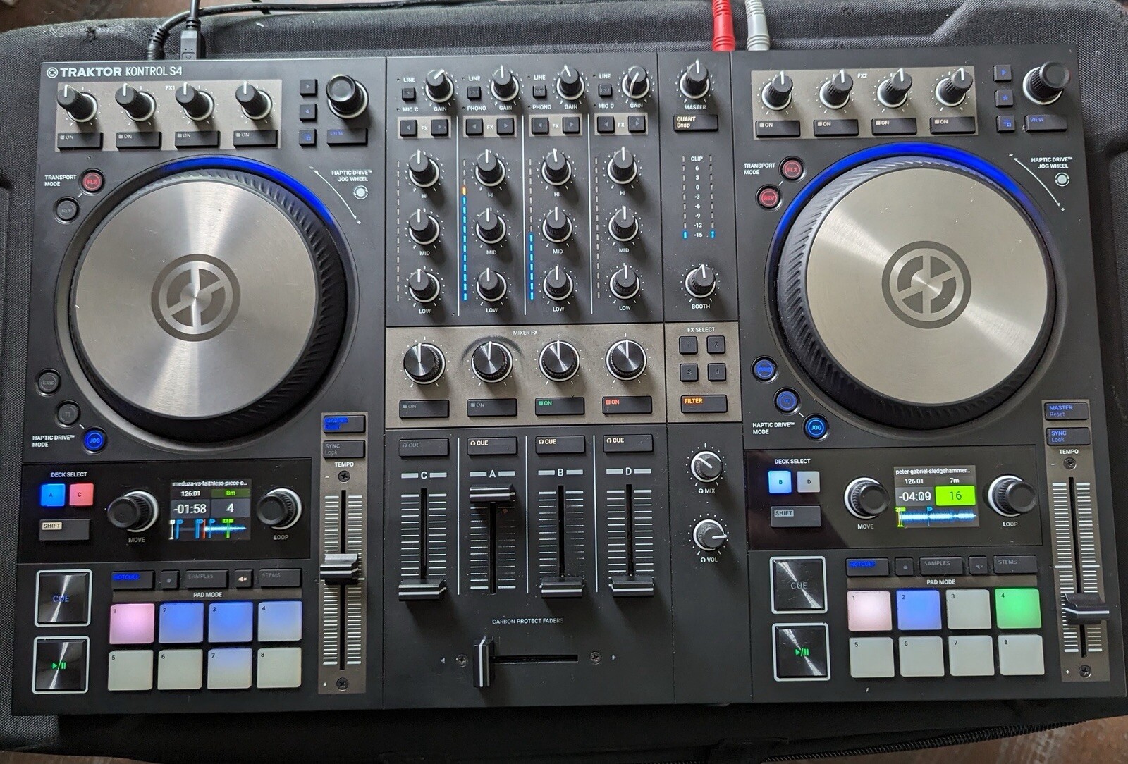 Native Instruments Traktor Kontrol S4 Mk3 Traktor DJ Controller | eBay