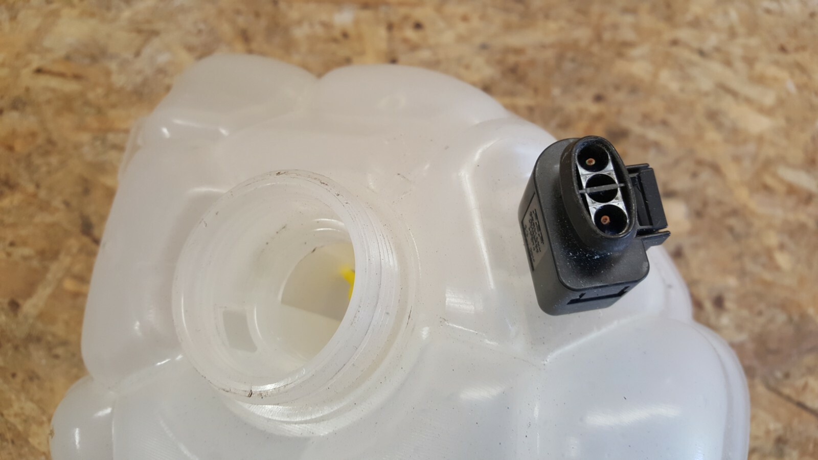 Volvo V90 S60 XC90 2016-2020 Water Coolant Expansion Tank Reservoir ...