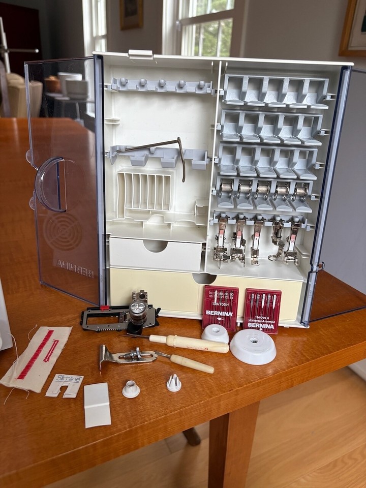 Bernina Activa 230 Sewing machine Patchwork Edition - All accessories ...