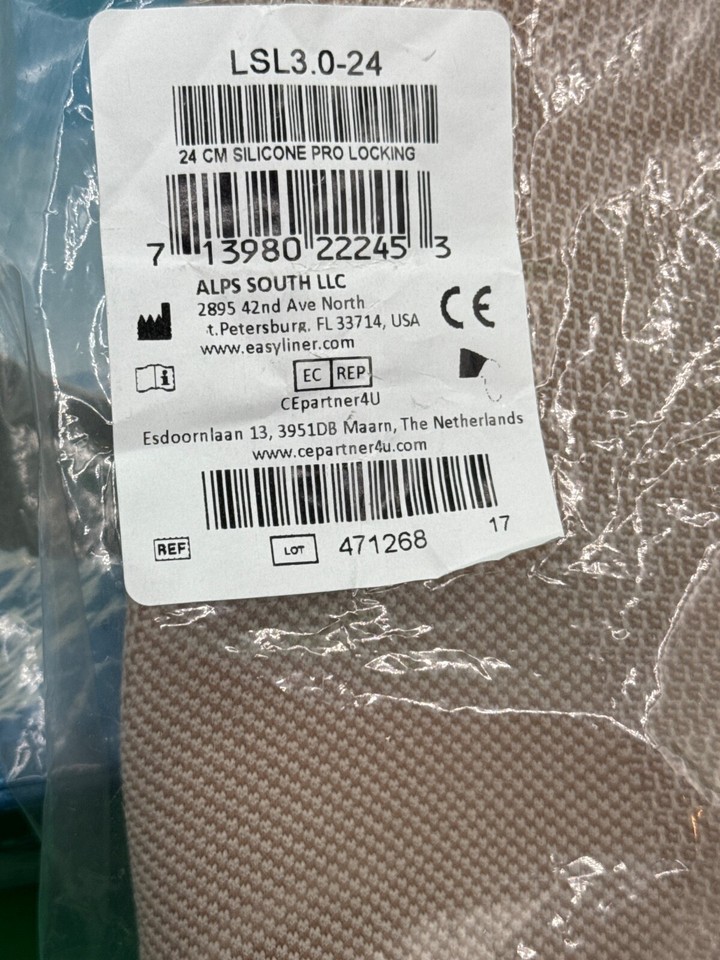 Alps silicone pro locking prosthetic liner. LSL3.0-24. New. 3mm. Size ...