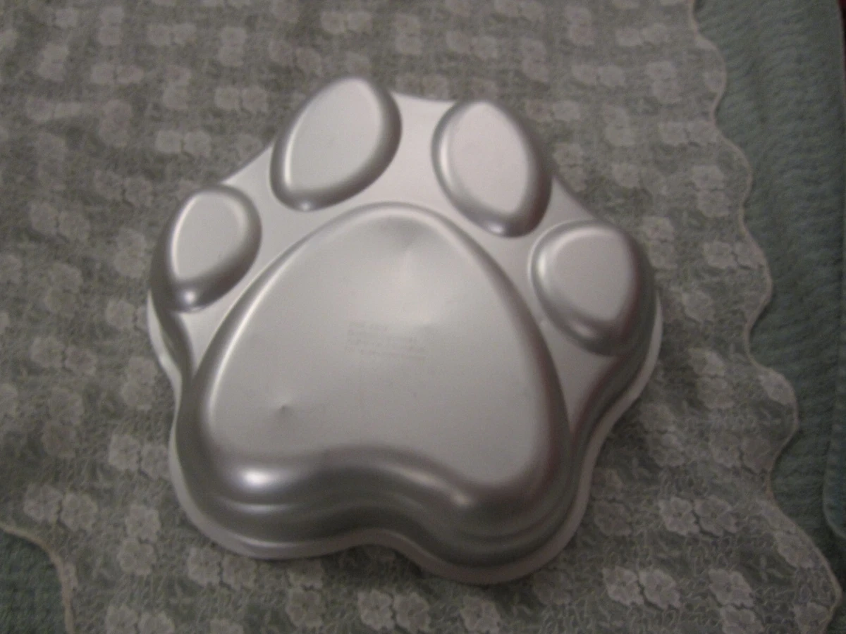 Paw Cake Pan