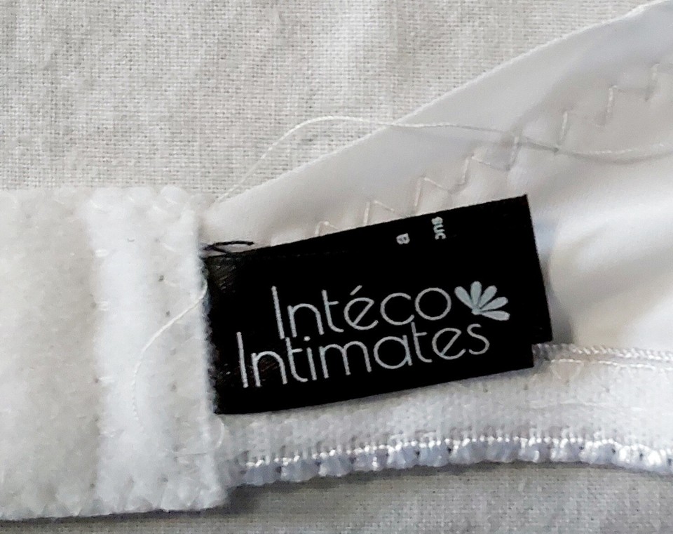 Inteco Intimates White Full Coverage Non Padded Wireless Bra Size 42D ...