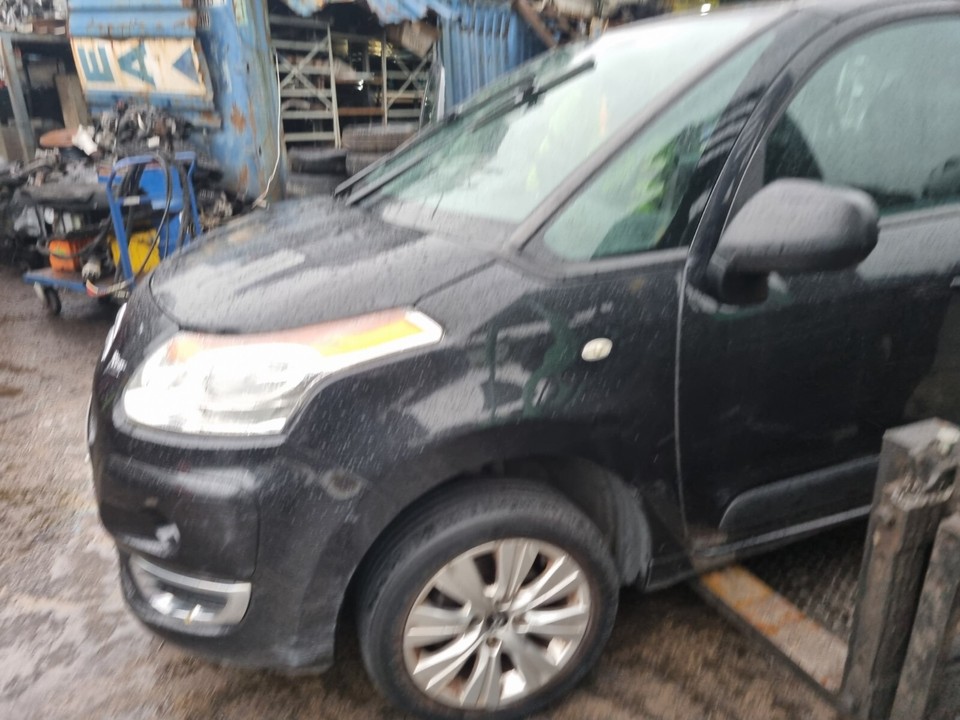 2009 - 2013 Citroen C3 Picasso MK1 - Tailgate In Black EXLD With Marks ...