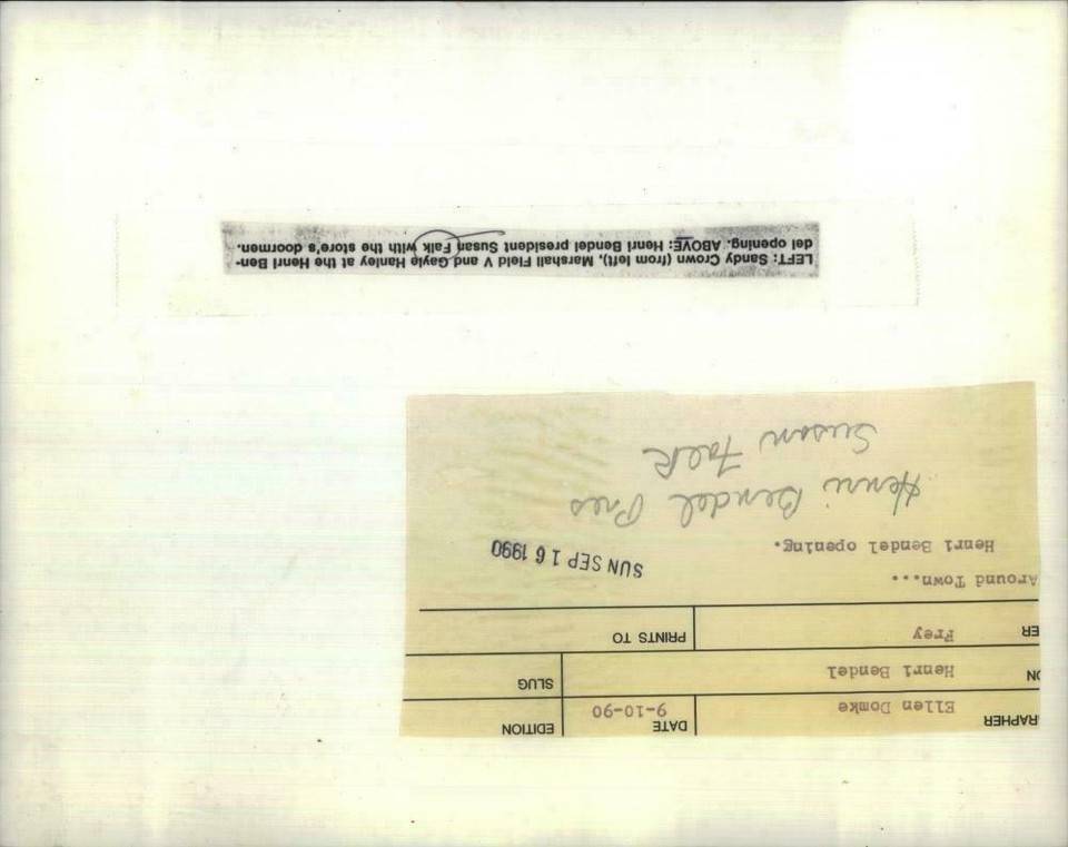 1990 Press Photo Henri Bendel Art Gallery Susan Falk Reporter ...