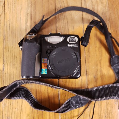Nikon COOLPIX 5000 Parts Or Repair Digital Camera With Battery For ...