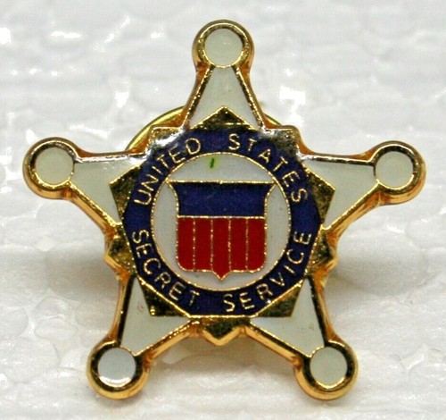 US Secret Service Enameled Lapel Pin Hallmark Stamp: VWE 717 299 6774 ...