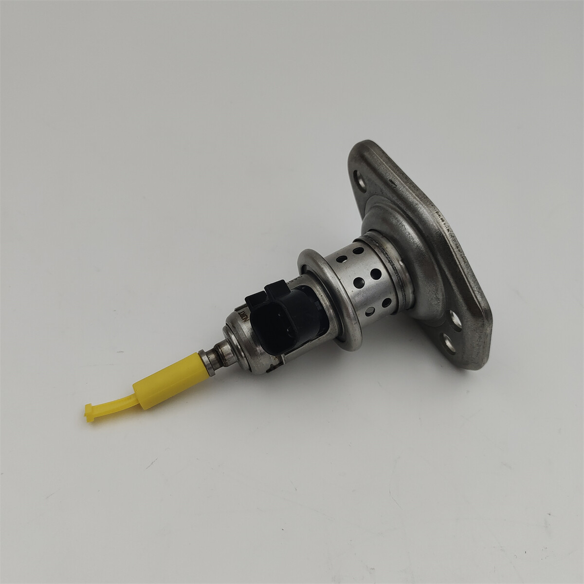 Cummins DEF Fluid Injector Diesel Exhaust for Dodge 2500 3500 6.7L ...