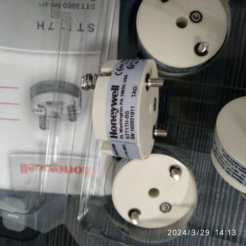 1pc New Honeywell STT17H-BS Temperature Transmitter | eBay