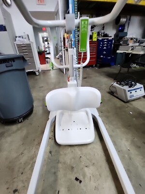 Liko Sabina II 2 EE Battery Powered Sit to Stand Patient Lift NICE ...