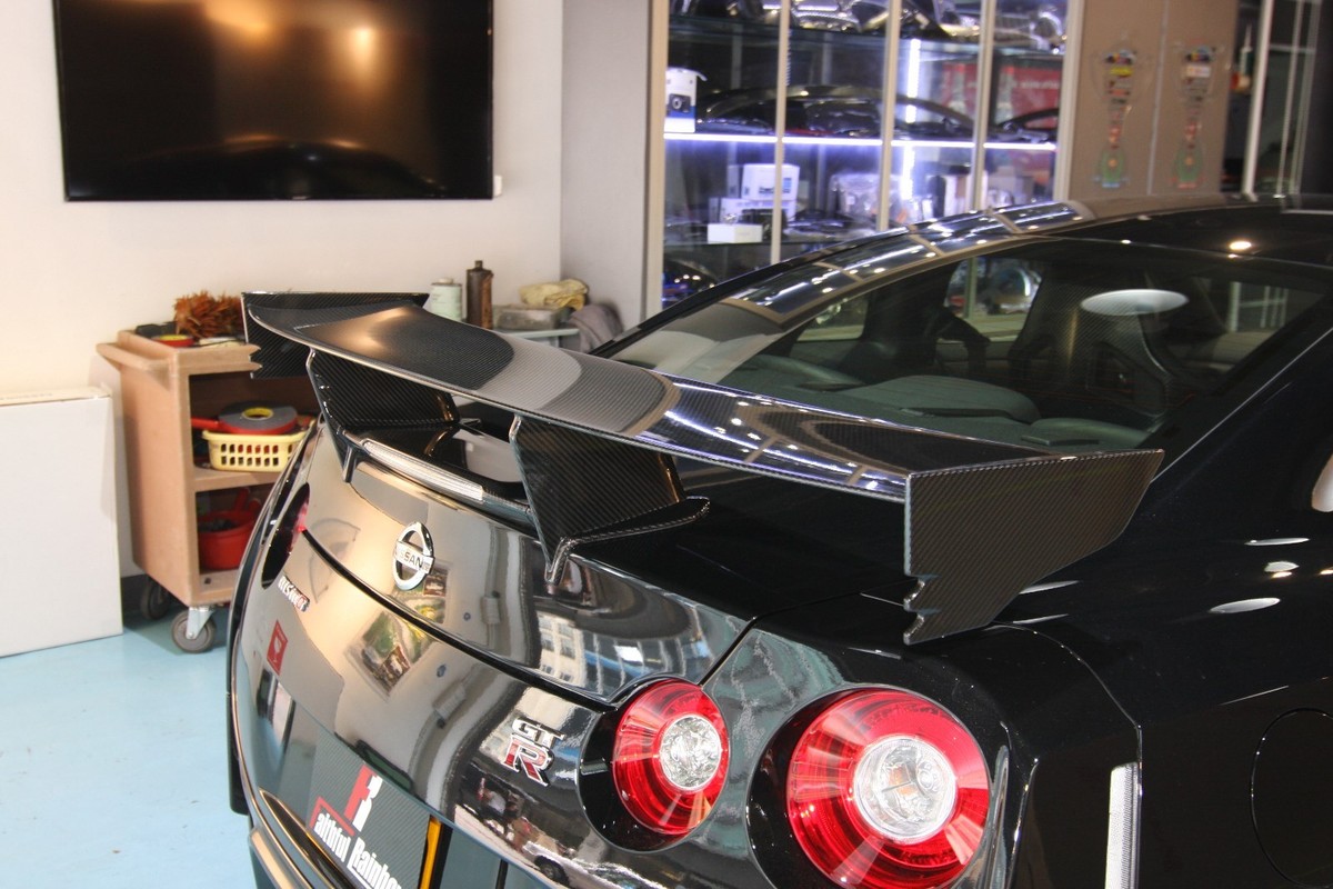 Nissan Gtr R35 Spoiler
