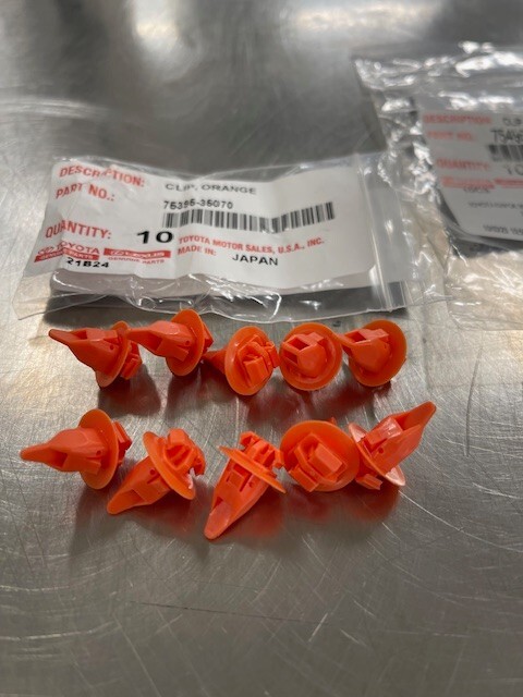 Toyota Rocker and Fender Flare Clips | 7549535010 7539535070 | OEM ...