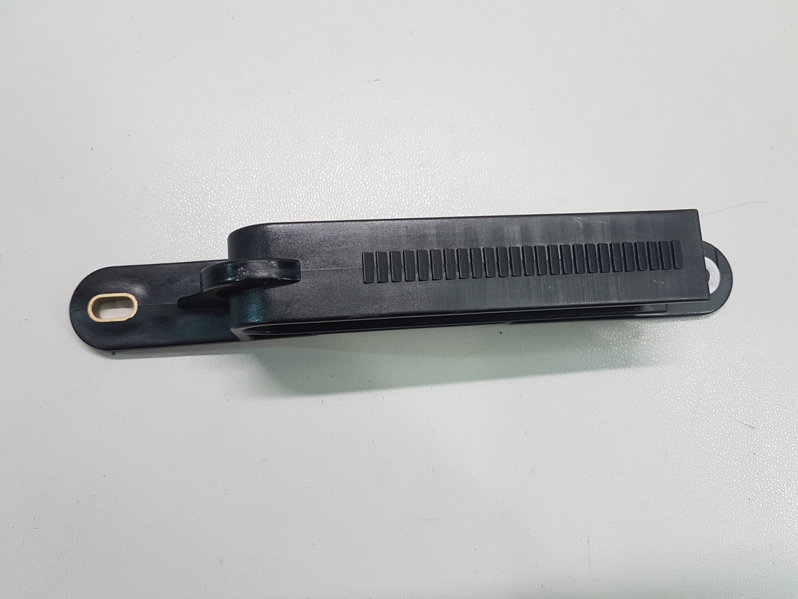 Schlauchhalter Halter Leitungssatz an Stirnwand Mercedes 967 ...