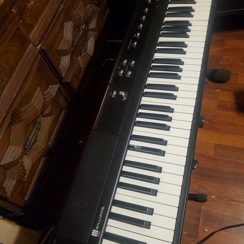 Williams Legato iii Keyboard with Stand | eBay