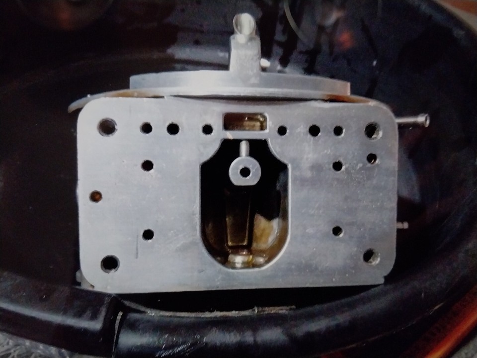 Holley Carb 4165/650 spread-bore mechanical double pumper primary ...