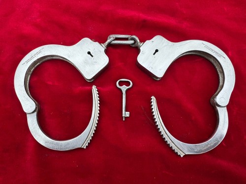 Vintage Peerless Original by Smith & Wesson Version 1 Handcuffs Antique ...