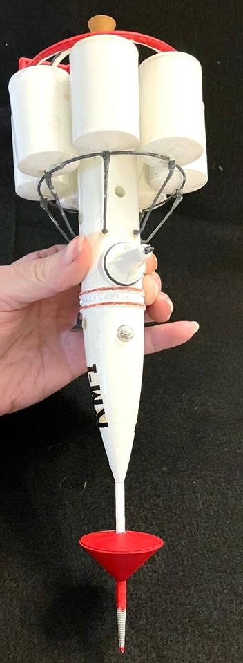 Strombecker Walt Disney's RM-1 Rocket Space Ship Model D34-100 1/67 ...