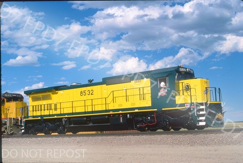 ORIGINAL SLIDE CNW Chicago North Western C40-8 8532;Bill,WY;September ...