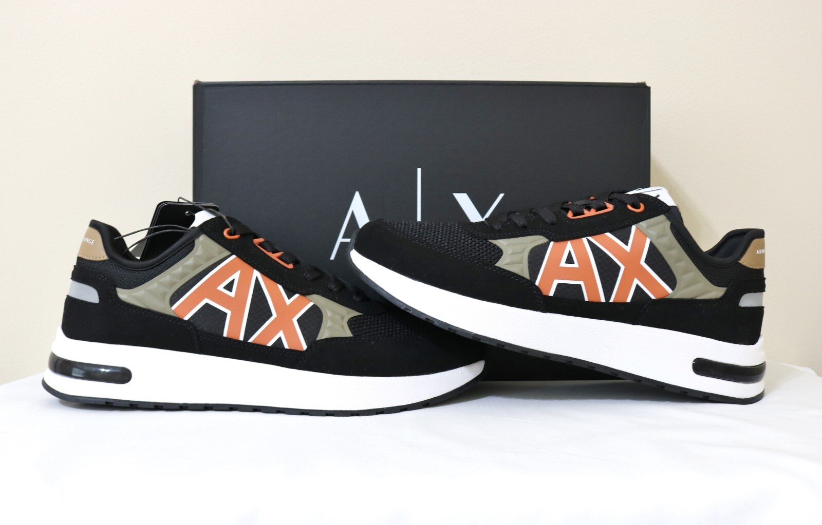Armani Exchange Men Sneakers with suede details shoes size 11 new with box