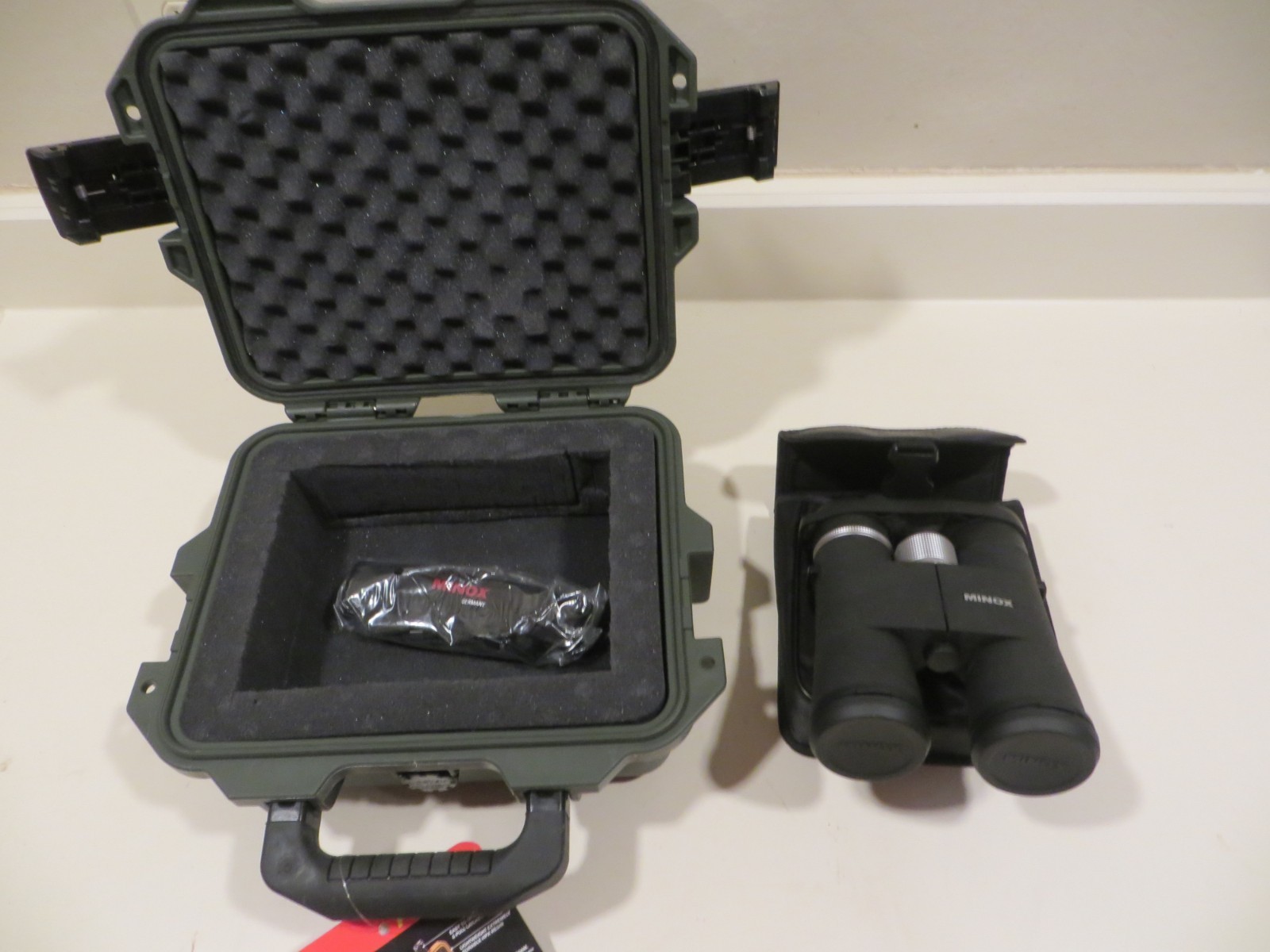 Minox HG 10x43 BR Black Binoculars, great for hunting or sightseeing ...