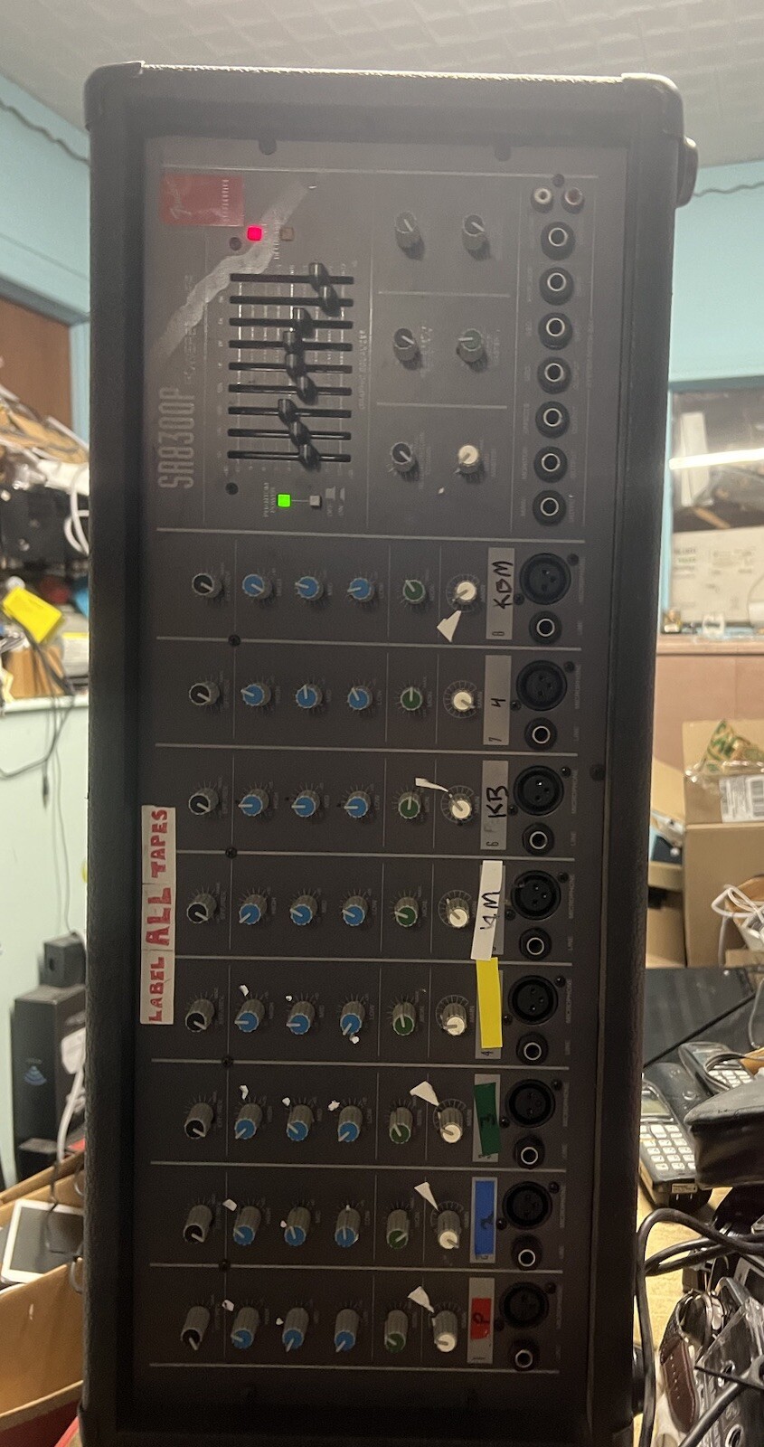 Fender SR8300P 300W Powered Mixer | eBay