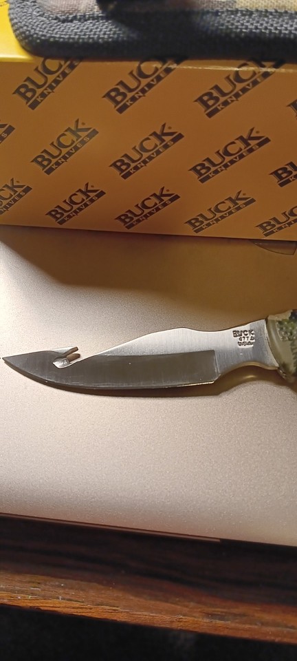 RARE/DISCONTNUED NIB 2004 BUCK 477 CAPING KNIFE SSBLADE W/ GUT HOOK ...