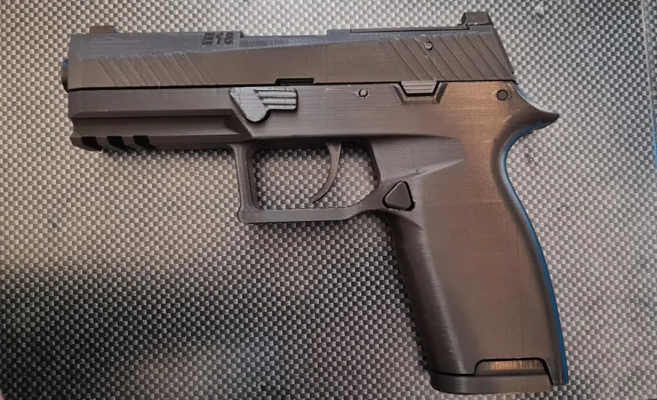 Pistol Sig Sauer Hand Gun Army 1:1 Model Functional Prop Cosplay ...