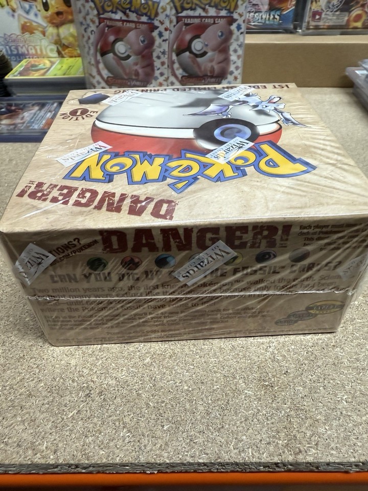 1999 Pokemon 1st Edition Fossil Booster Box Sealed Dragonite Gengar ...