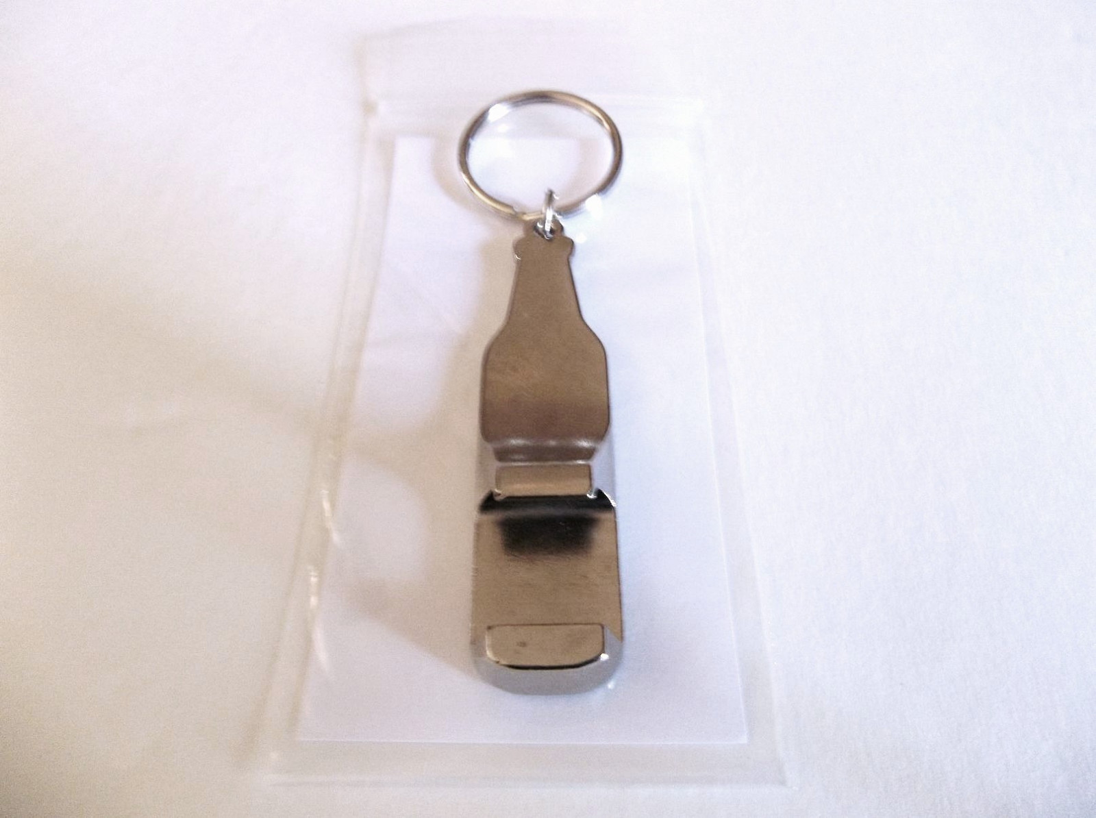 Heineken Light Mini Beer Bottle Cap Opener Keychain-Keyring Great Party ...