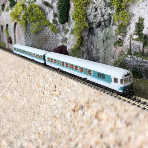 2 voitures BDmrzf 784.2 - ABnrzb 772.3. DB Ep V-N 1/160-MINITRIX 15467 ...